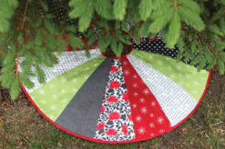Bargello Christmas Tree Skirt - Quilt as you go Pattern - HomeMade